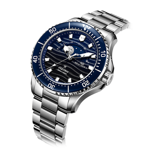 Seagull's Ocean Watches are Built for Aquatic Adventure